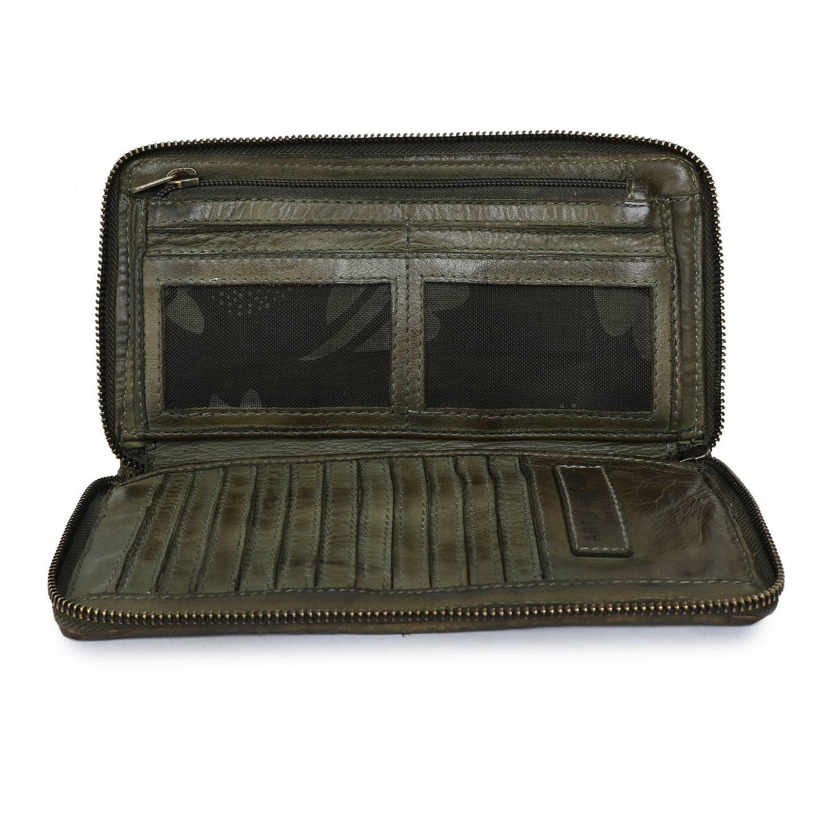 Anna Wallet – Studio Caleidoscope